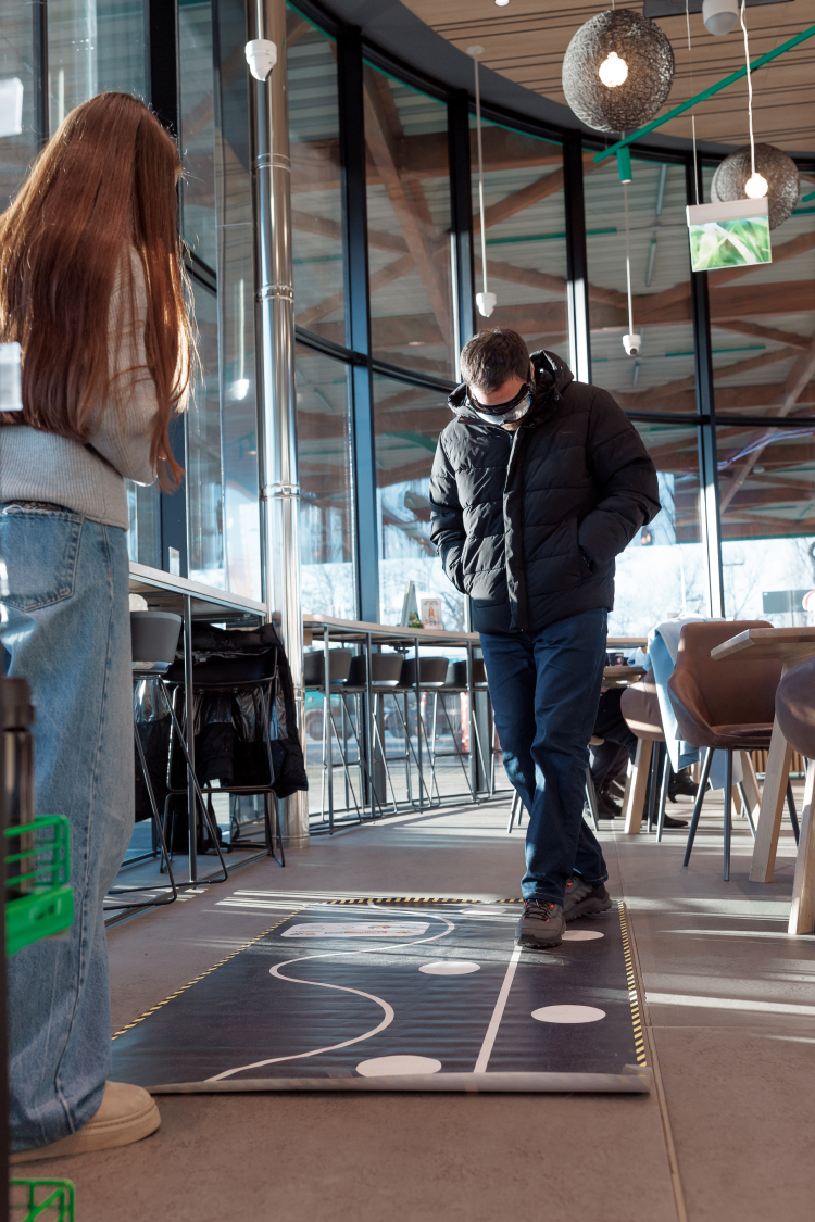 Социальная кампания "Выпил? За руль не садись!" от AB InBev Efes ...